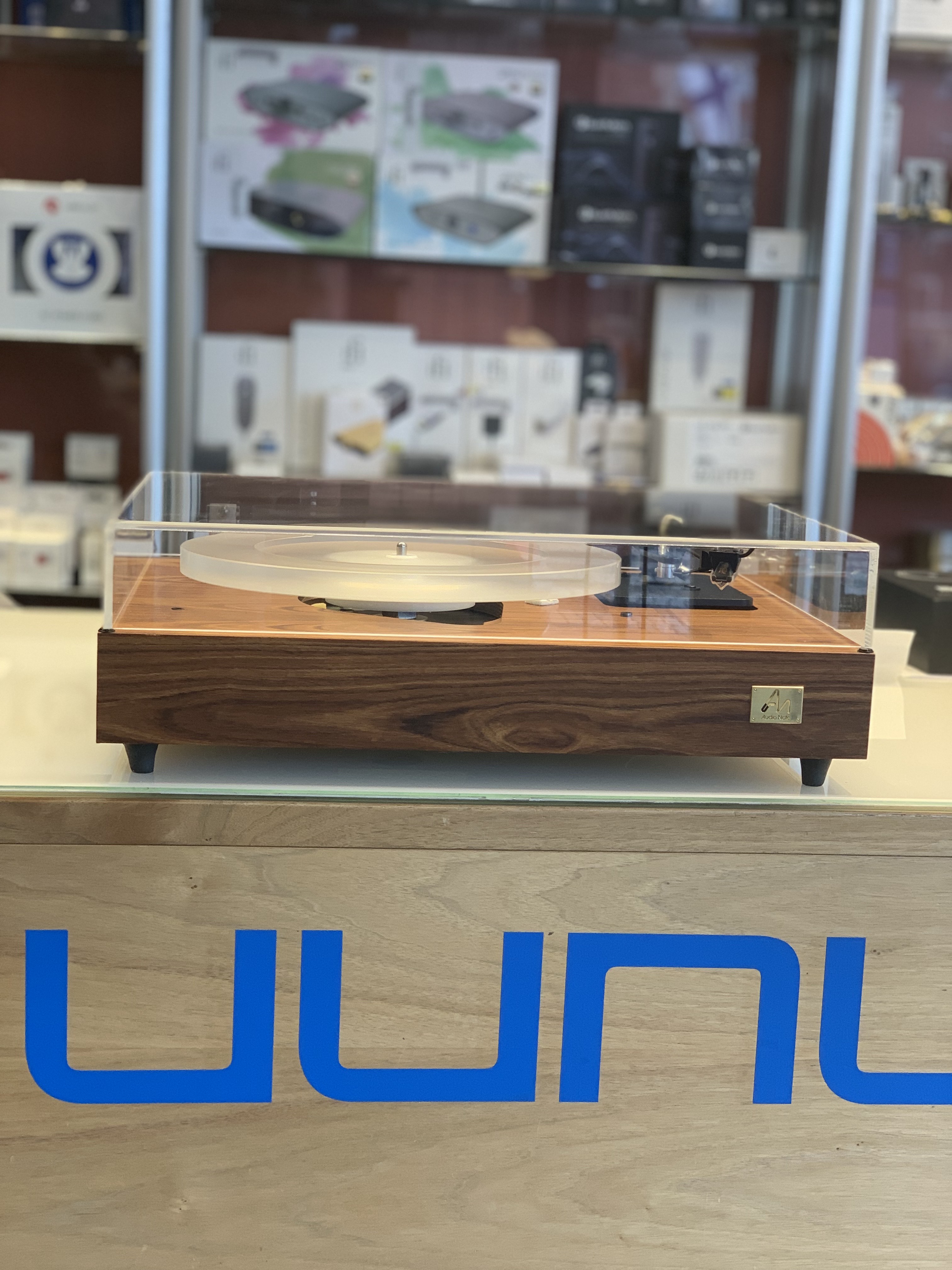 Audio Note TT-One Deluxe + PSU (Vaihtolaitteet)